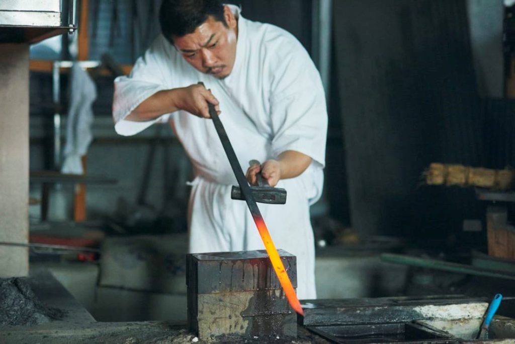 How To Find The Strongest Metal Sword - Top 3 Tips