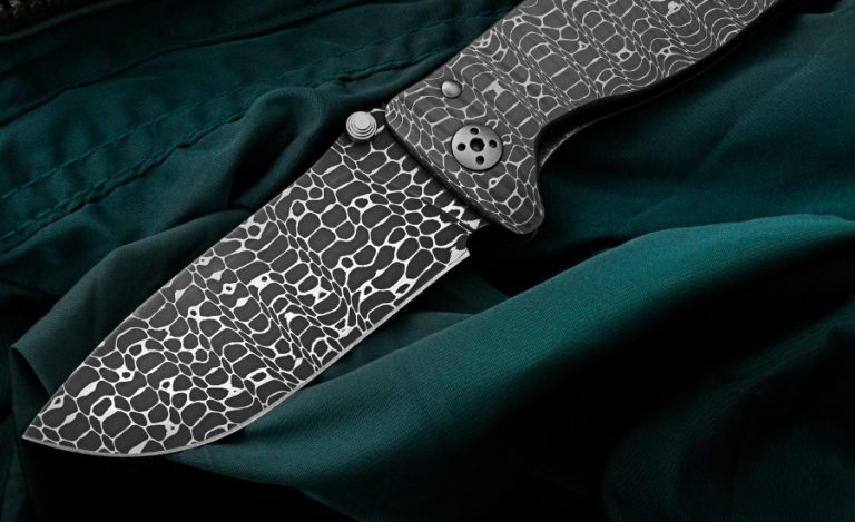 Damascus Steel Vs Stainless Steel: Best Helpful Guide